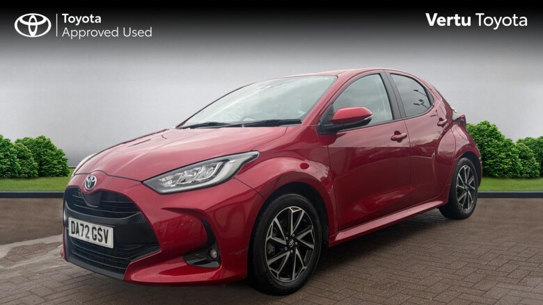 Used Toyota Yaris 1.5 Hybrid Design 5dr CVT Hybrid Hatchback for Sale | Vertu Motors